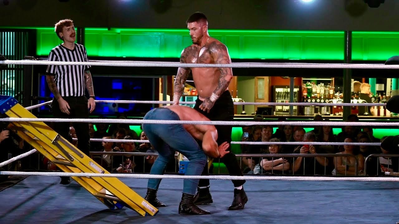NO DQ MATCH: Adam Maxted vs. Lance Cole - YouTube