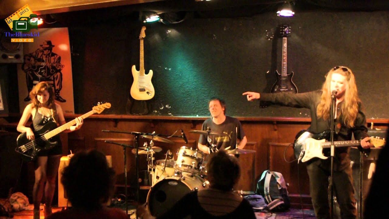 MICHAEL KATON(USA) - Hideaway. Bluescafe Apeldoorn. 2013 - YouTube
