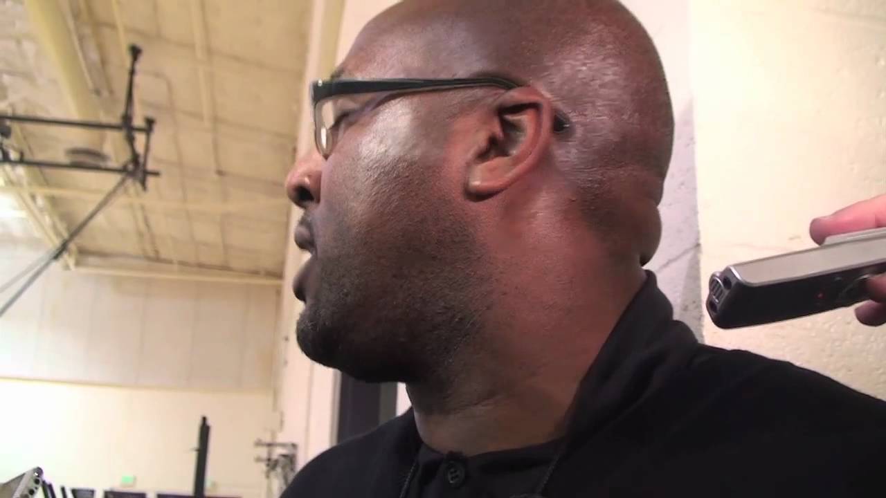 Lakers Coach Mike Brown on Tim Grgurich - YouTube