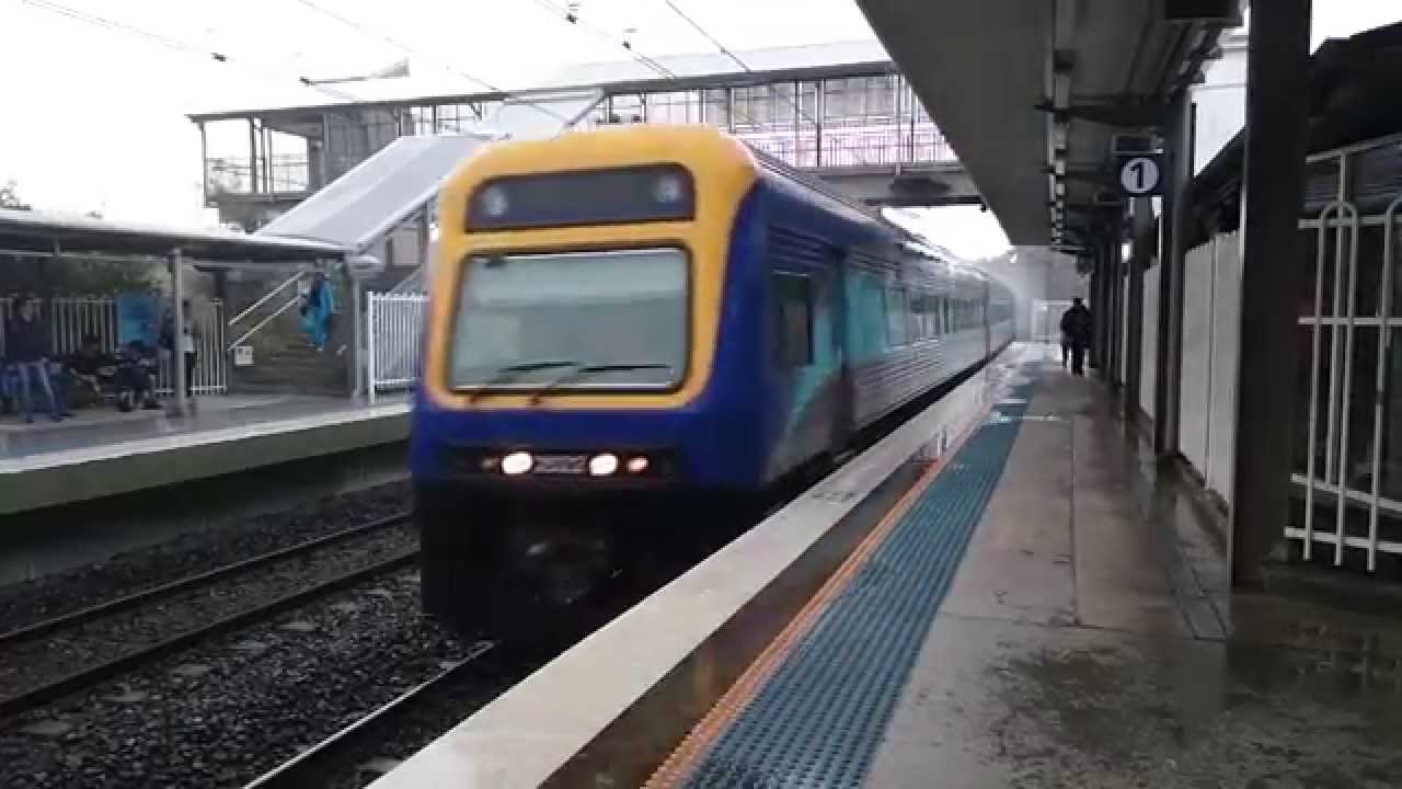 Ex Armidale/Moree Xplorer passing Meadowbank Station - YouTube