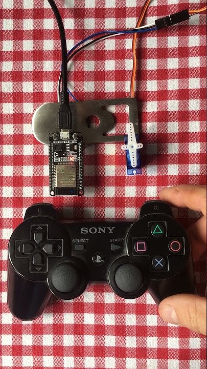 ESP32 ps3 kontroler i serwo - YouTube