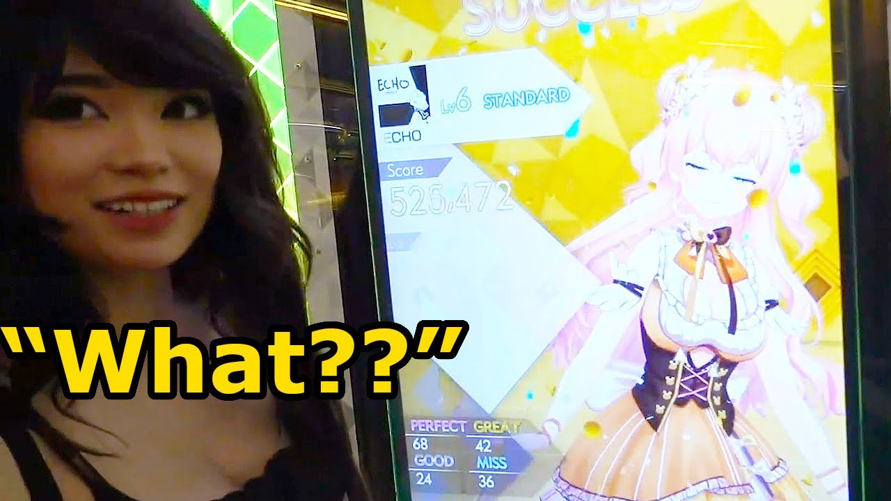 Mizkif Teaches Emiru about Japans Fanbase - YouTube