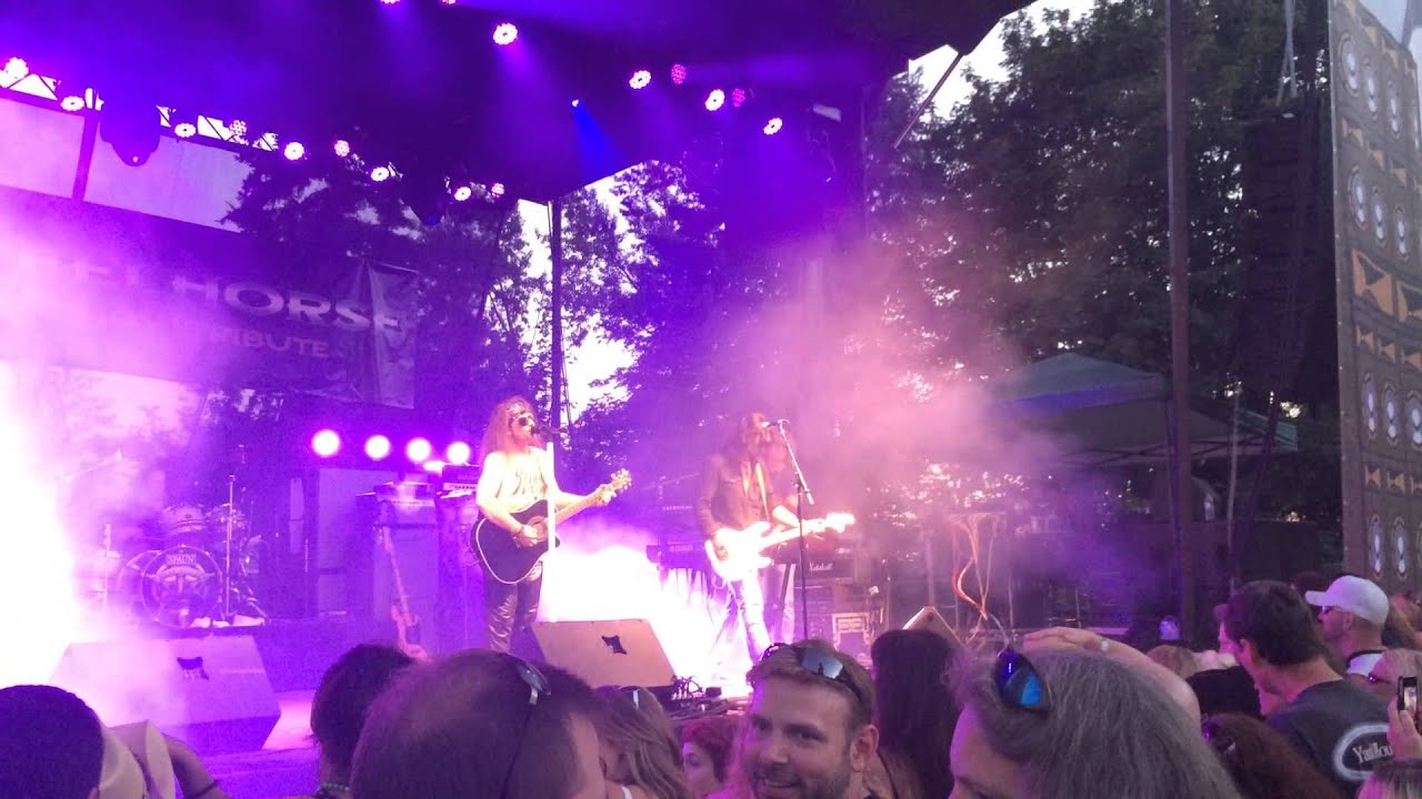 Steelhorse Bon Jovi Tribute Band @ Harefest Canby 2014 - YouTube