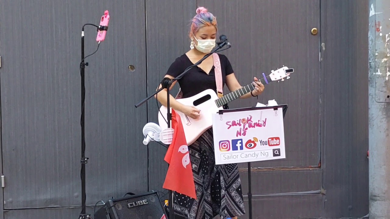 Sailor Candy Ng《重聚那一天/後來/分手總約在雨天/想跟你/靈魂吶喊》@旺角銀行中心 Busking (2020.07.17 ...