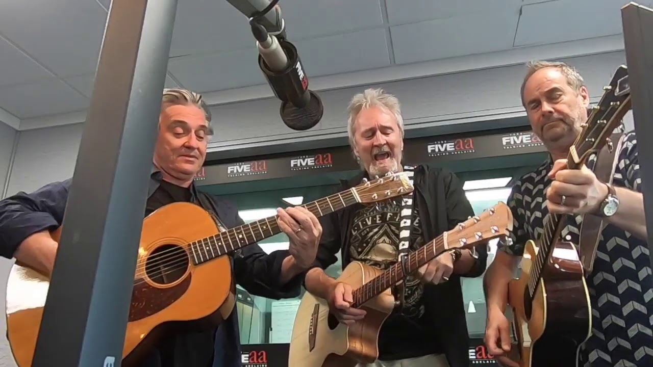 FRONTM3N: medley on FIVEaa radio, Adelaide - YouTube