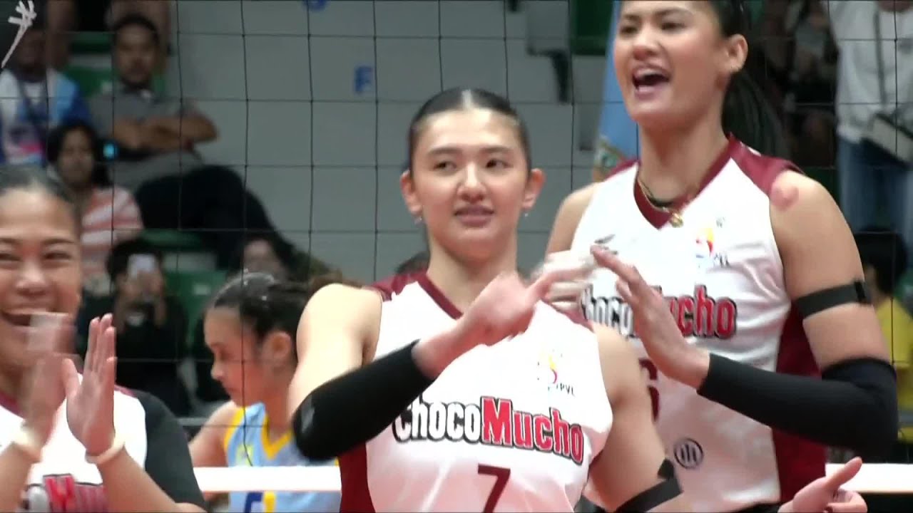 Maddie Madayag BACK-TO-BACK BLOCKS for Choco Mucho in Set 3 🍫 | 2025 ...