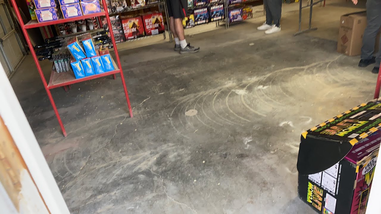 Outlaw Pyro Live Stream - YouTube