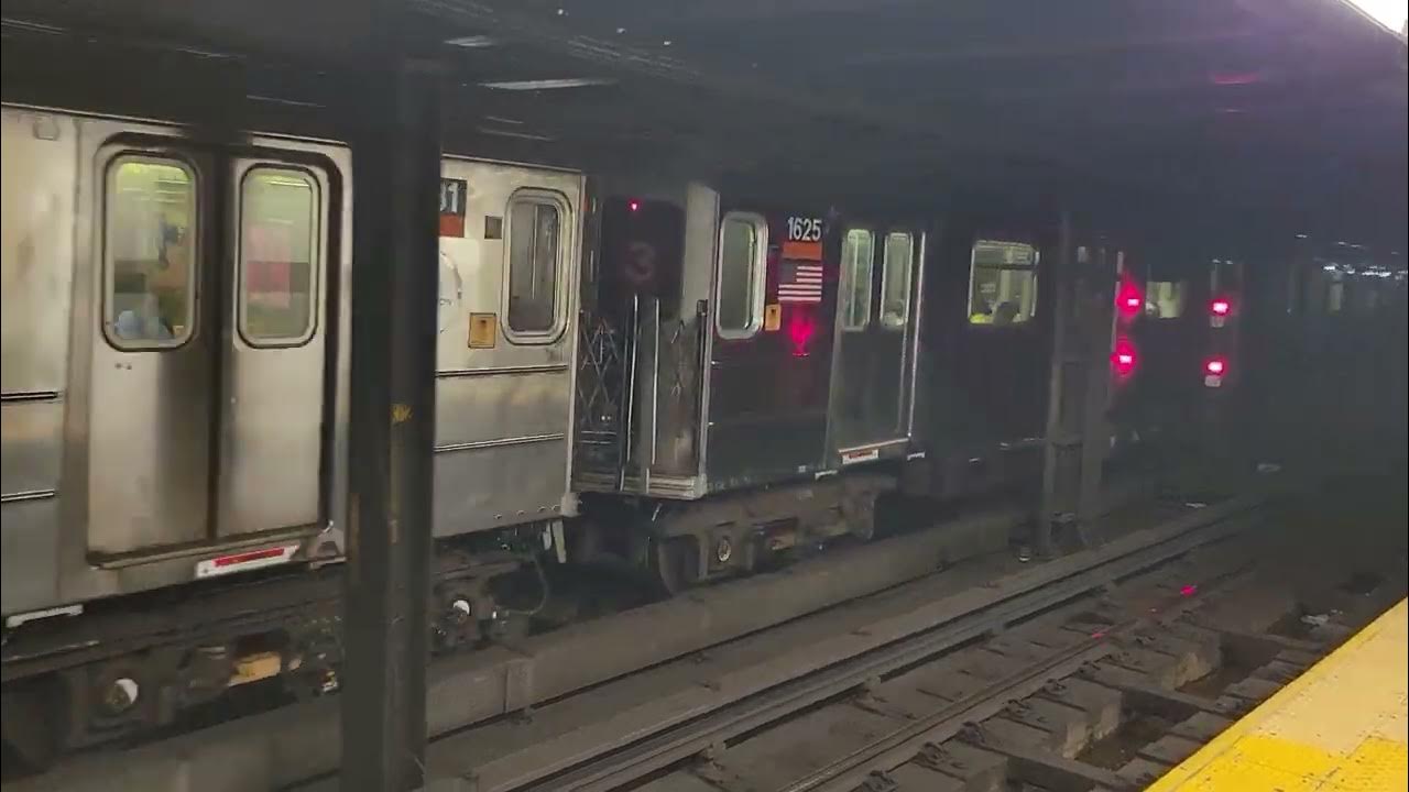 IRT 7th Avenue line: (1) (2) (3) train action at times square 42nd street (R62, R62A, R142 ...