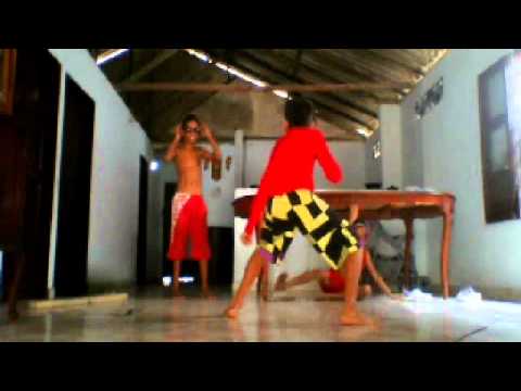 terminator vs 2 enemigos - YouTube