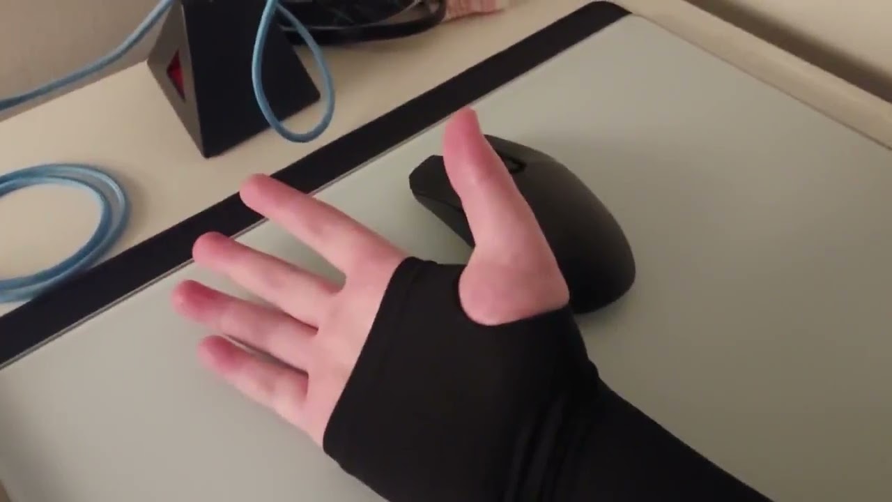 Let's talk speed pads! Skypad 2.0 XL and Roccat Sense Pro - YouTube