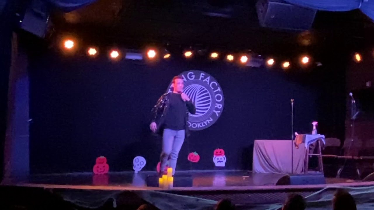 Sebastian Maniscalco - Chris Cafero - Schtick or Treat 2019 - YouTube