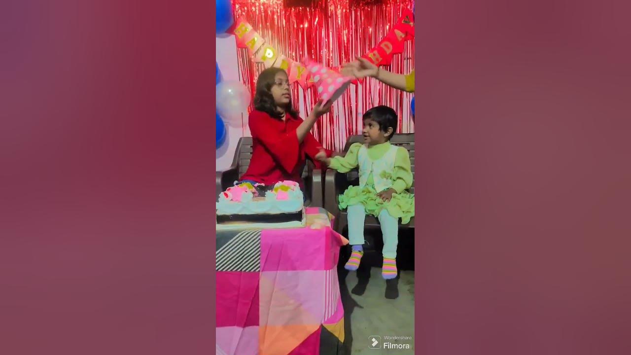 Laddu Cake Khaane Ka Wait Kr Rhi H😅😅😃😅😃😂🥰😍😋😋😋lipikabhawariyashort Youtube