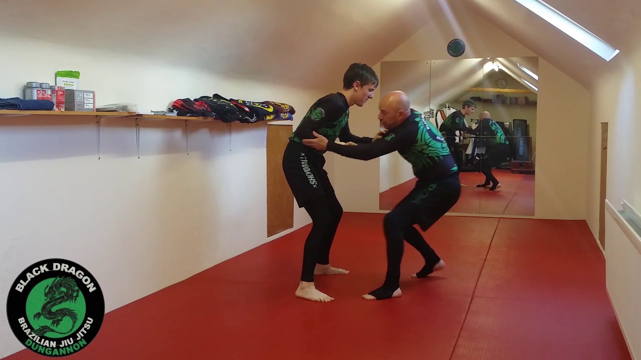 Butterfly guard - Guard pull to butterfly sweep (week 10) - YouTube
