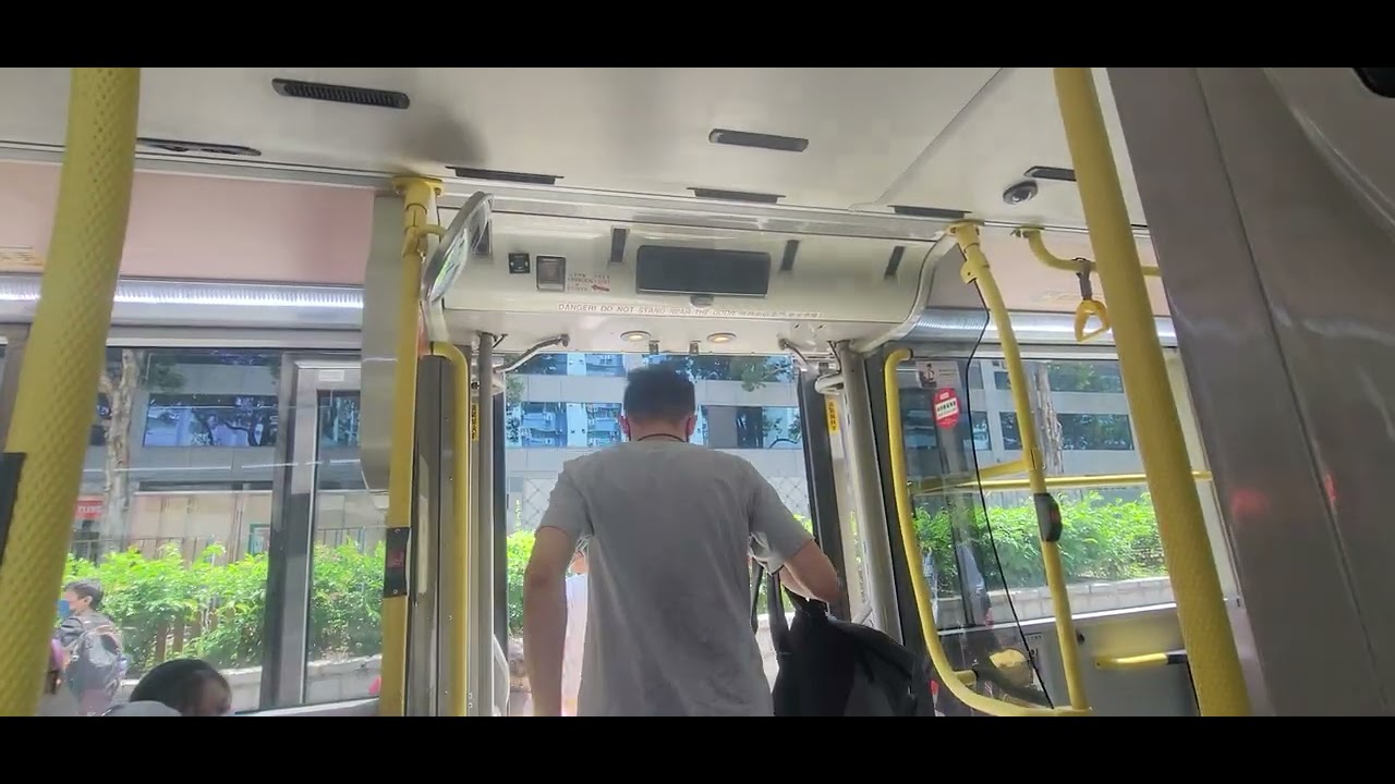 KMB S-89C ATEU27 PV7292 @ 81K 落車門開門及關門 - YouTube