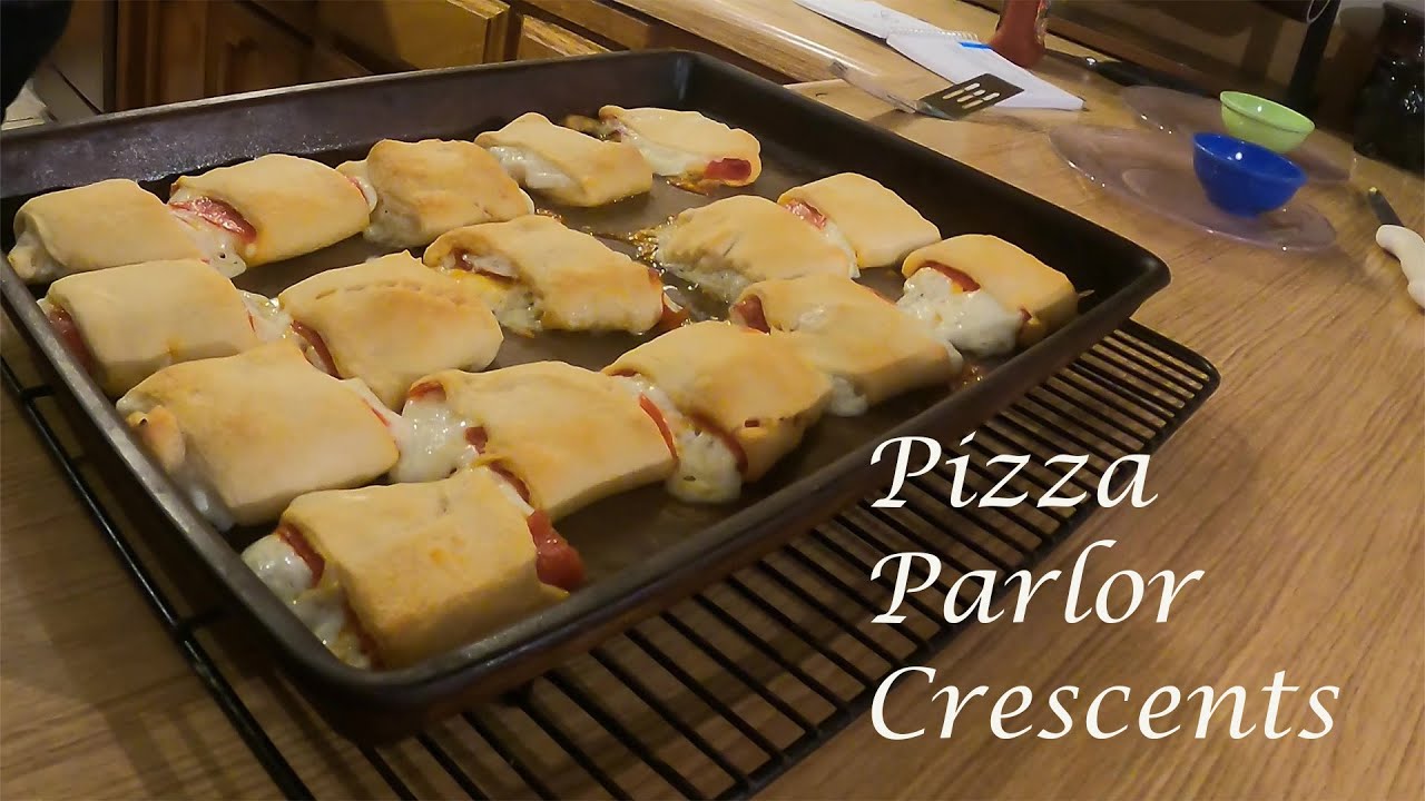 PIZZA PARLOR CRESENTS: THE QUICK AND EASY SNACK FOR YOUR TAILGATE PARTY ...