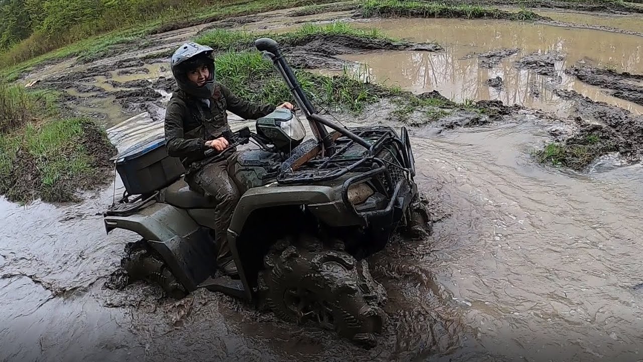 Rubicon 500 IRS On 30" Sludge Hammers is Unstoppable - YouTube