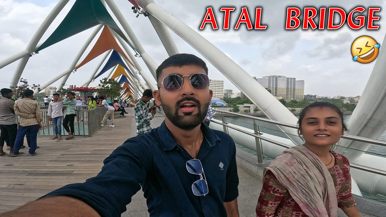 Atal Pedestrian Bridge Sabarmati Riverfront Ahmedabad, Gujarat, India ...