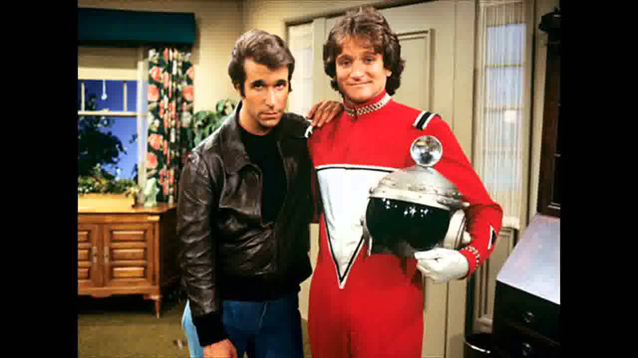 Henry Winkler Remembers Robin Williams on Happy Days— 'You Knew You ...
