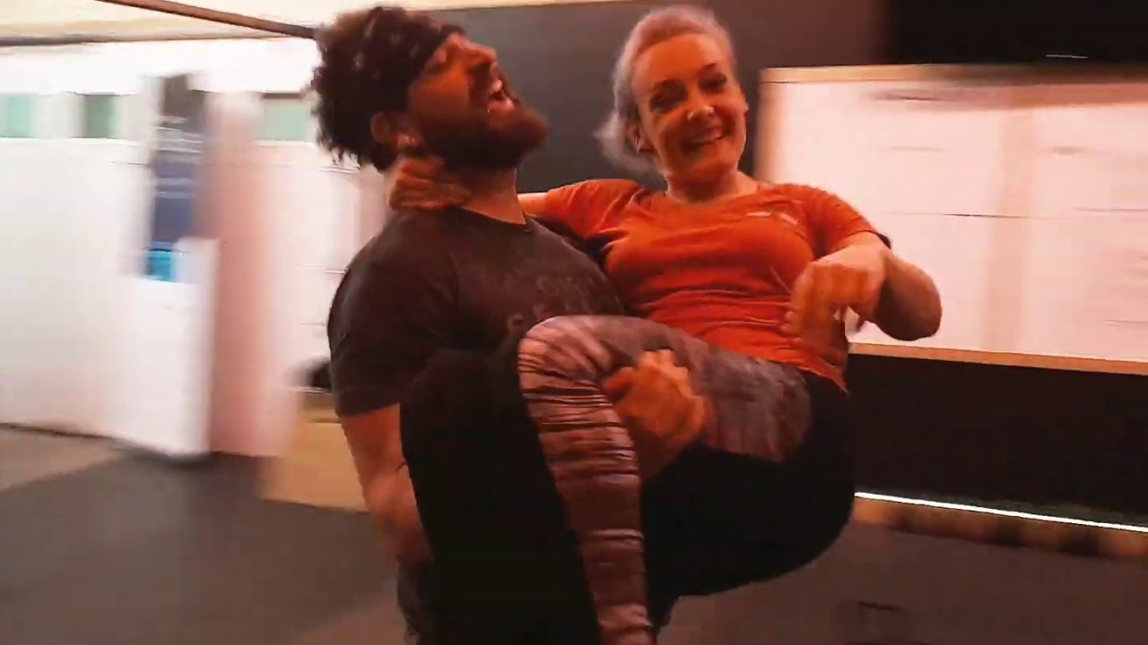 Fit Bomb - At home Kettlebell workout (tutorial) - YouTube