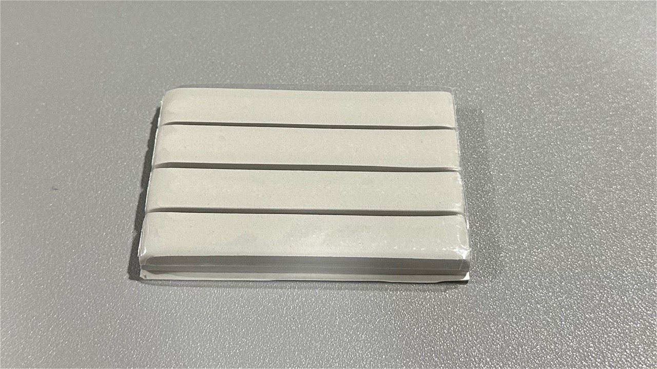 Scotch Removable Mounting Putty - YouTube