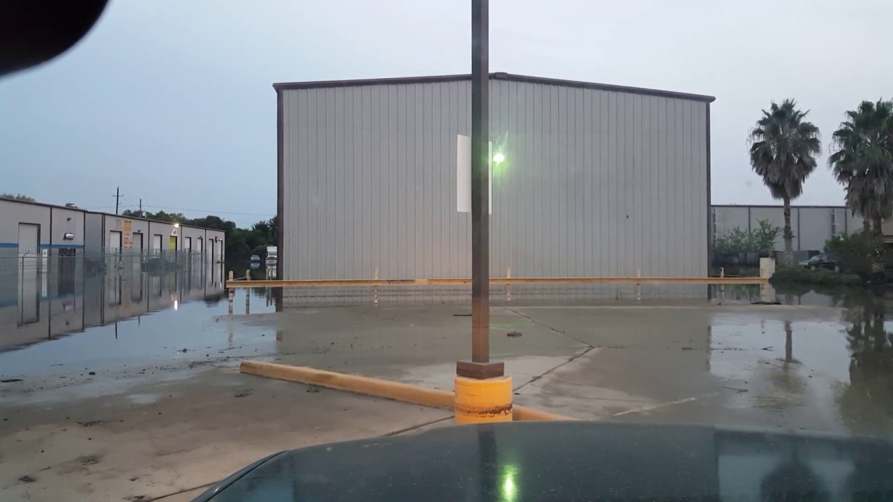Addicks Reservoir | Clay Rd. Update | 9/5/17 8pm - YouTube