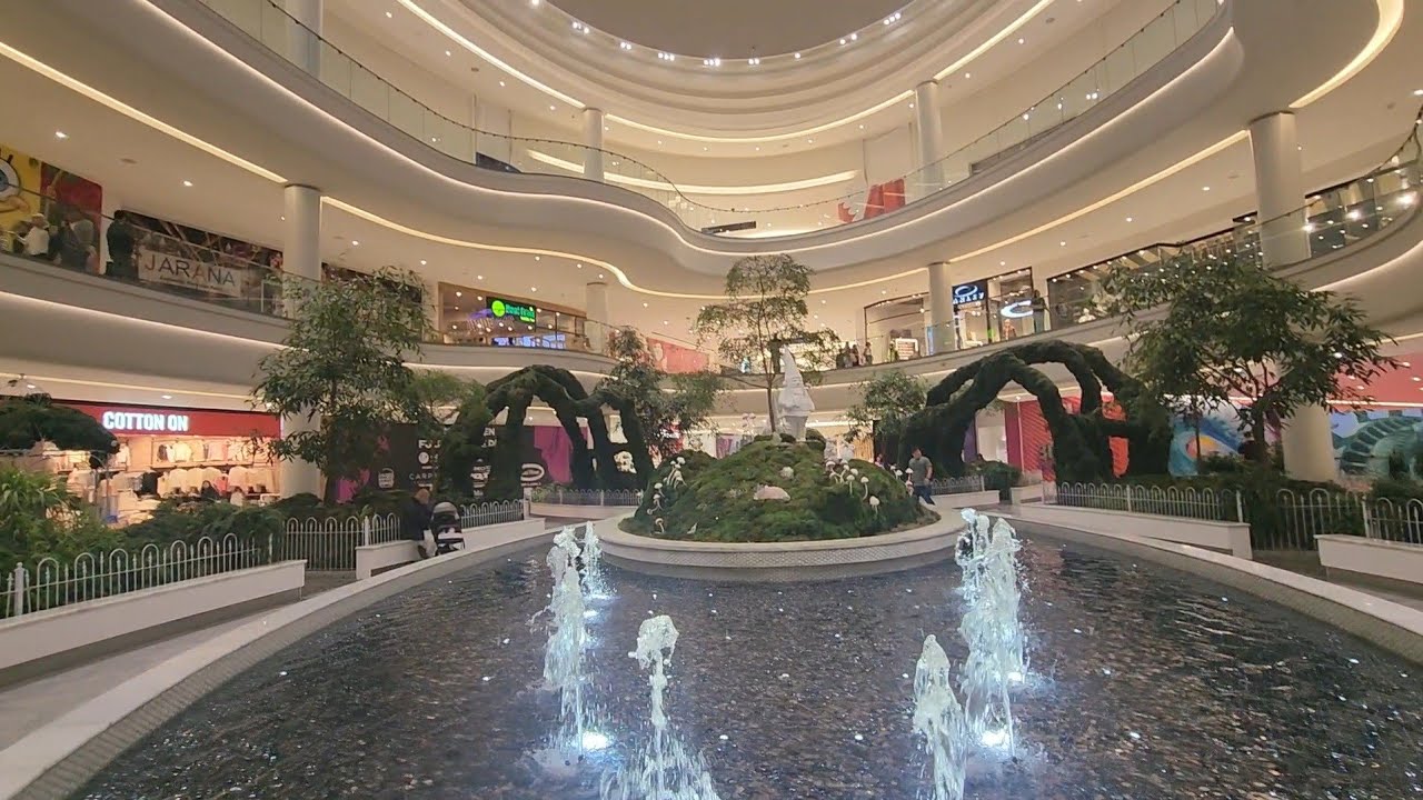 American Dream Mall Water Fountain - YouTube