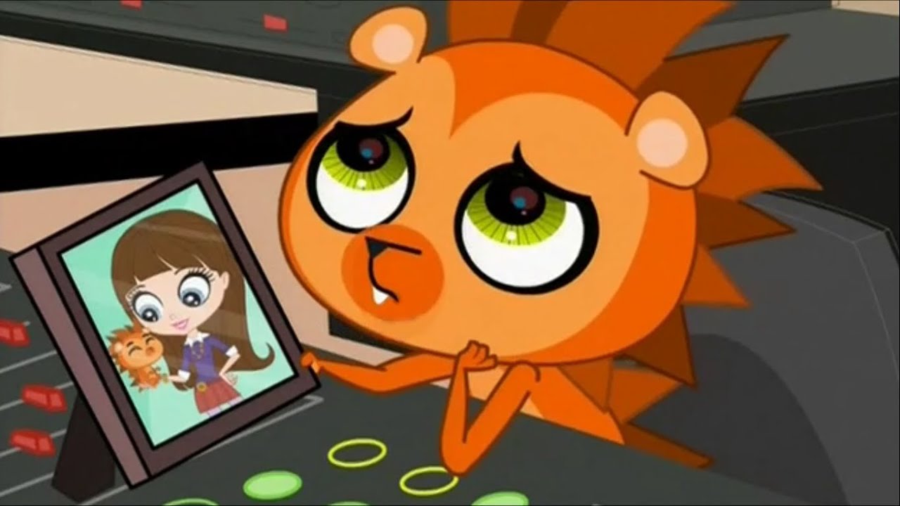 Littlest Pet Shop - Blythe x Russell - Hold me - YouTube