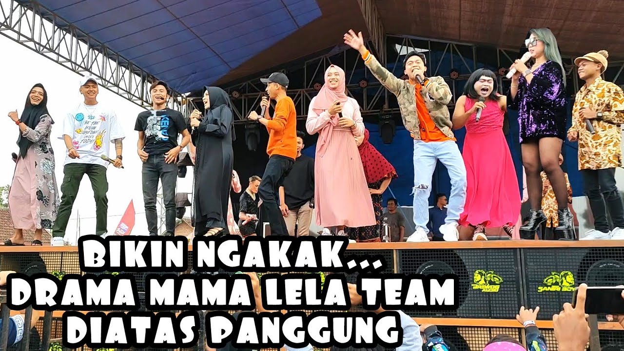 Keren...aksi mama lela team diatas panggung bersama brewog audio bikin ...