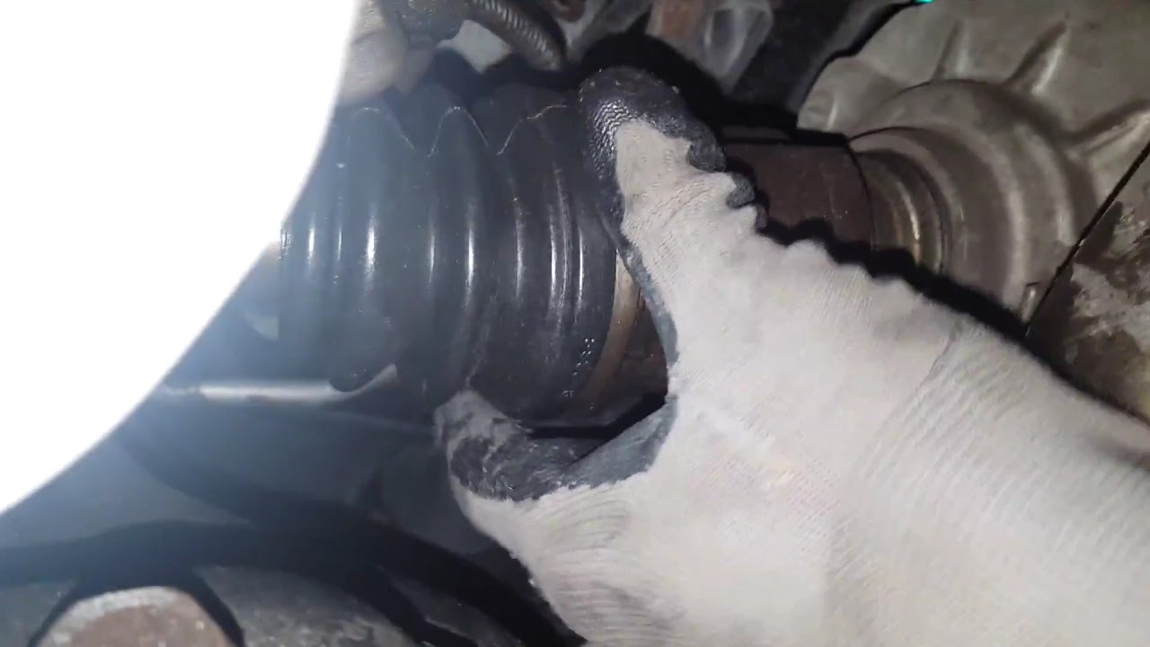 Evo 9 front axle play - YouTube