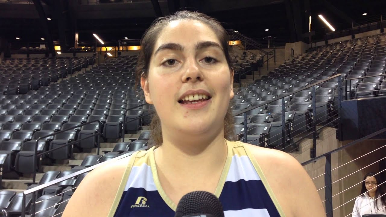 #TheBuzz: Meet freshman Simina Avram - YouTube