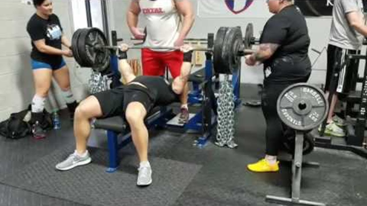 Bench Press Fail || ViralHog - YouTube