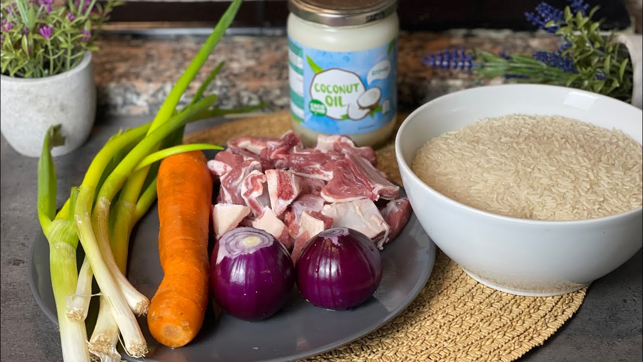 THE BEST WAY TO MAKE LAMBS ANGWAMU( OIL RICE) WITH VEGETABLES. - YouTube