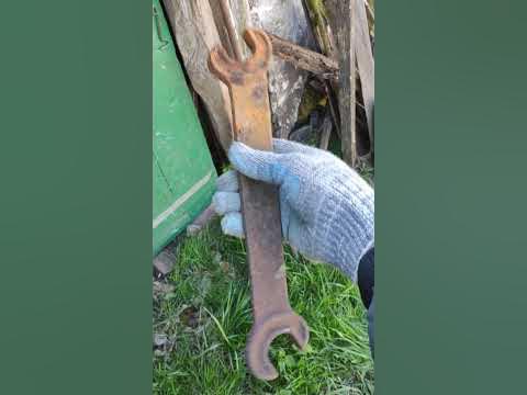 Находка в деревне. Старый рожковый гаечный ключ. - YouTube