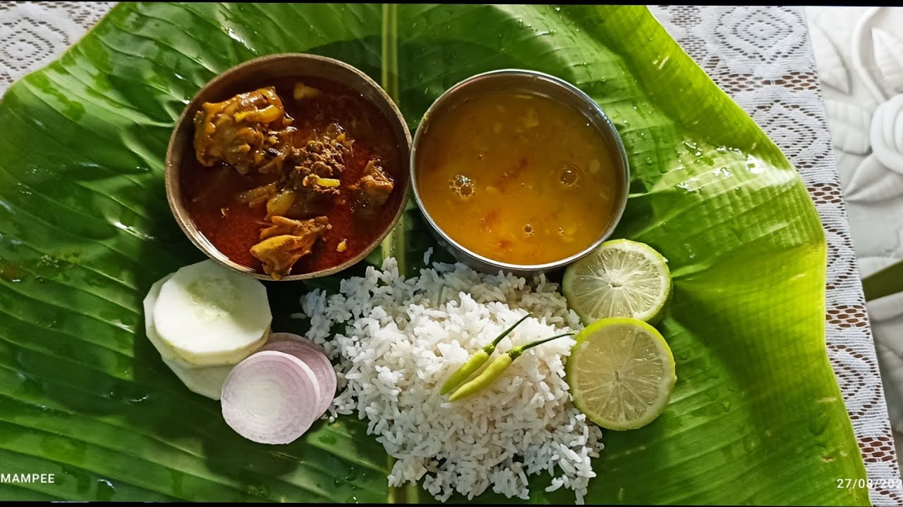 লোকেল কুকুঁৰাৰ সৈতে আজিৰ দুপৰীয়াৰ সাজ #Assamese_Thali#local_chicken # ...