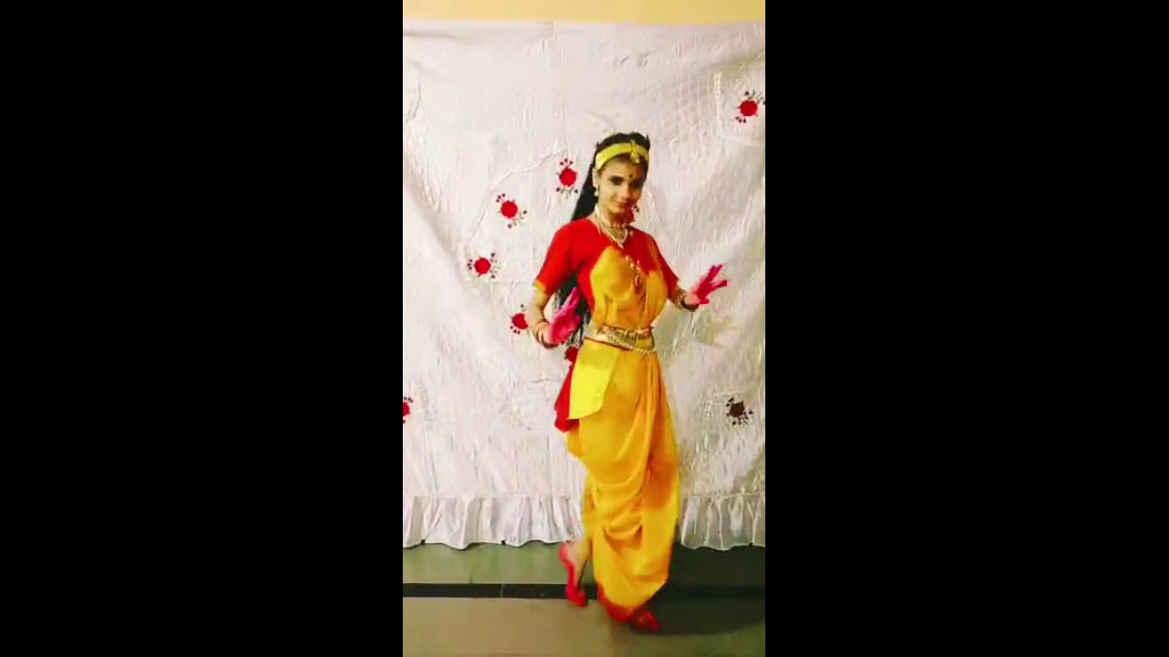Classical Dance Aigiri Nandini by Gaureshwari Rathore KVJ - YouTube