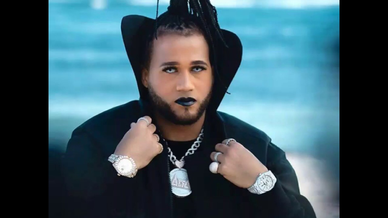 Él "ALFA" EL JEFE - MUESTRA SU NUEVO RELOJ DE 21 MILLONES - YouTube