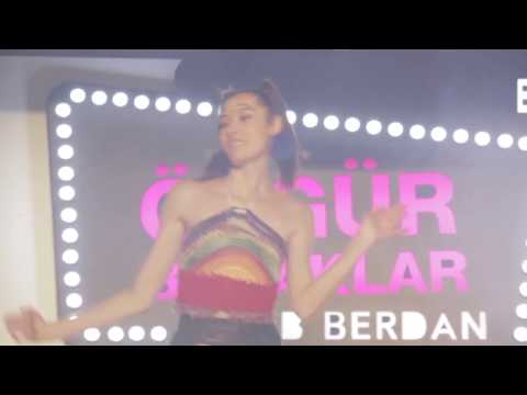 Braun özgür bacaklar backstage