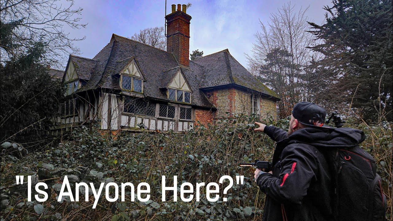 Strangest Place I've Ever Seen - The Lonely Ghost House in the Woods ...