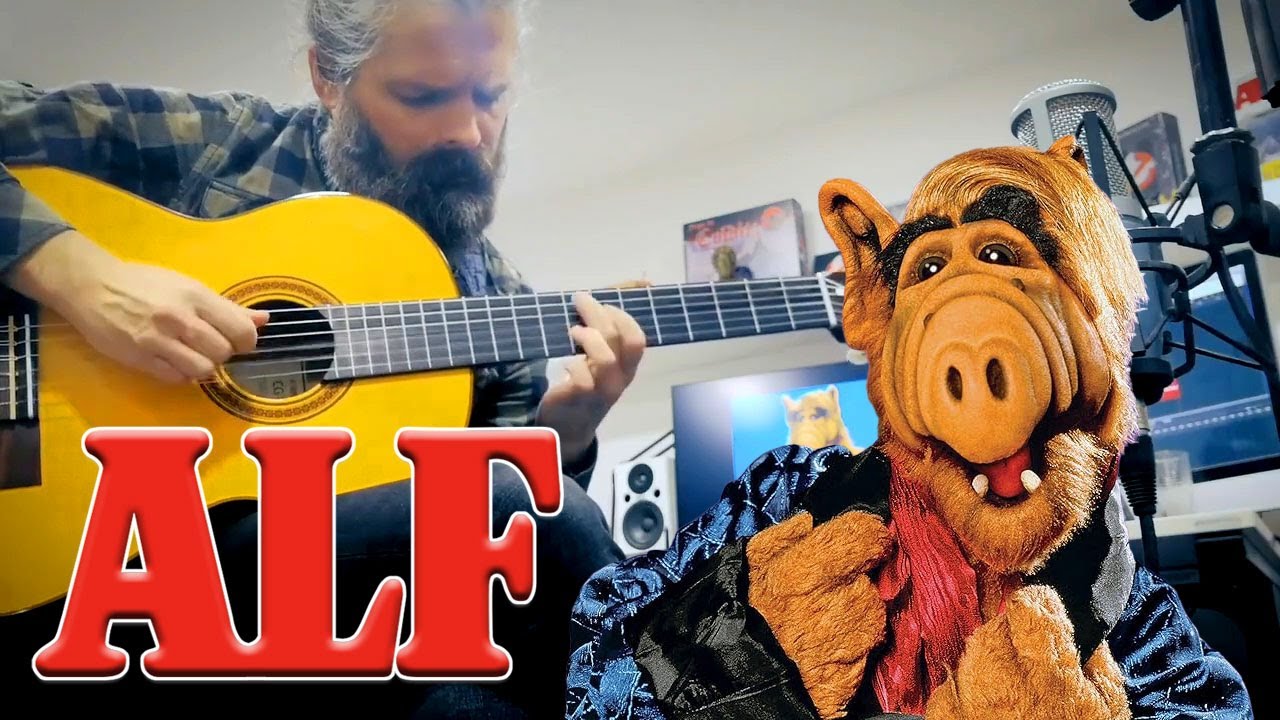 Alf Main Theme (80s series) - YouTube