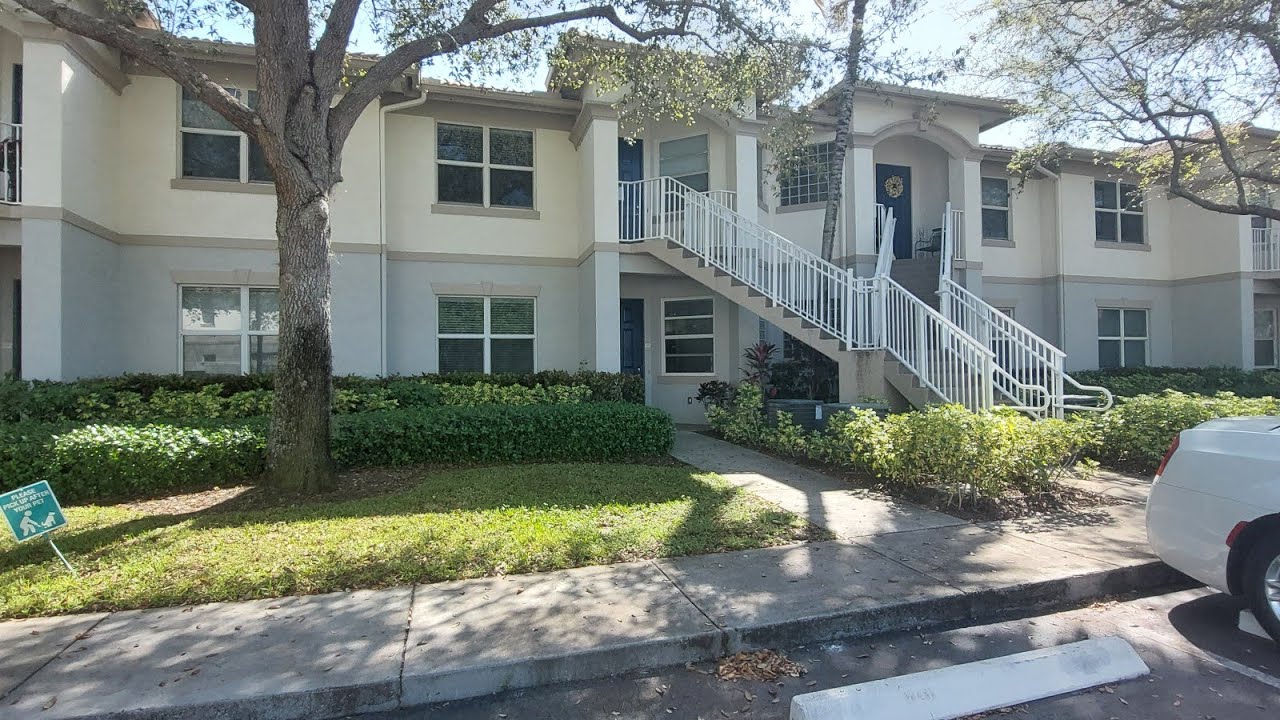 CLOSED! 3200 N Haverhill Rd #B103, West Palm Beach. Price $ 2,600 Water ...