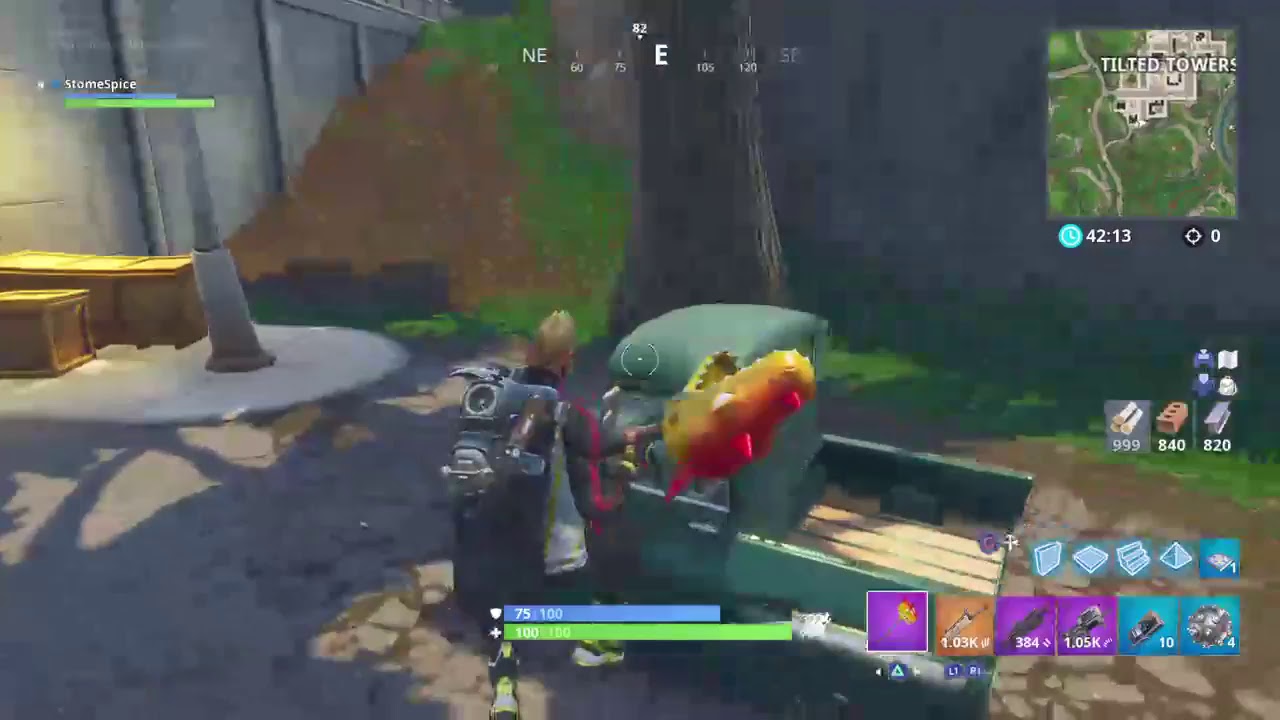 Building massive buildings in FN - YouTube