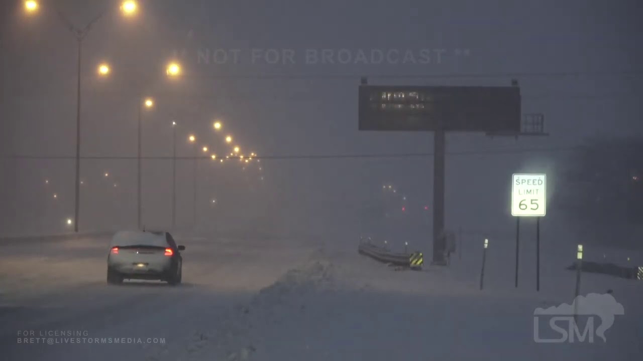 01-10-2021 Lubbock, TX - Heavy Snow Creates Tough Travel Conditions ...