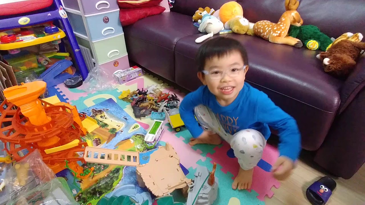 Ethan animals channel 2 - YouTube