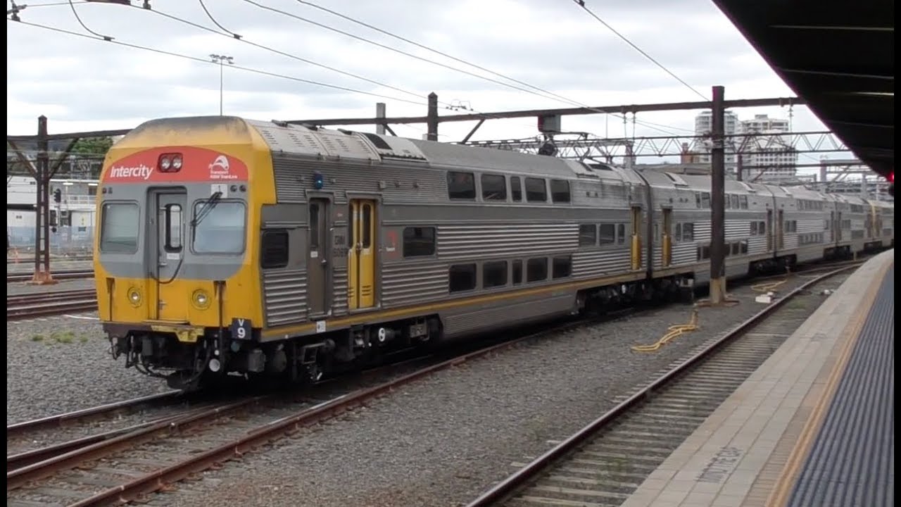 Australia - Passenger Trains at Sydney's Central Station, 12Apr19 - YouTube