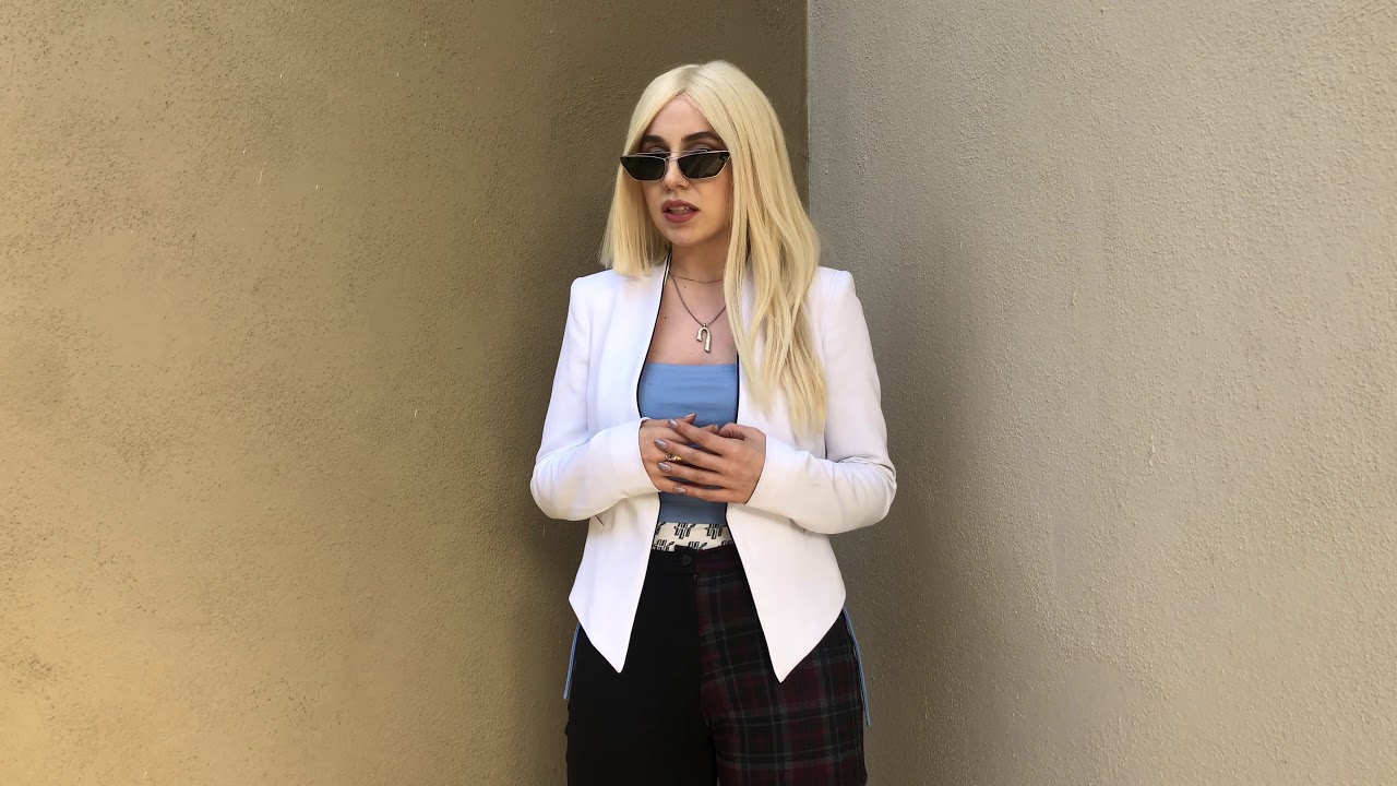 Ava Max Gives A Shout Out To Billboard Club DJs & PRO MOTION - YouTube