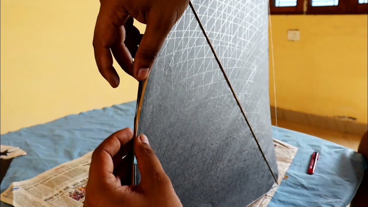 Professional Kite making process for personal use | पतगं बनाने का असान ...