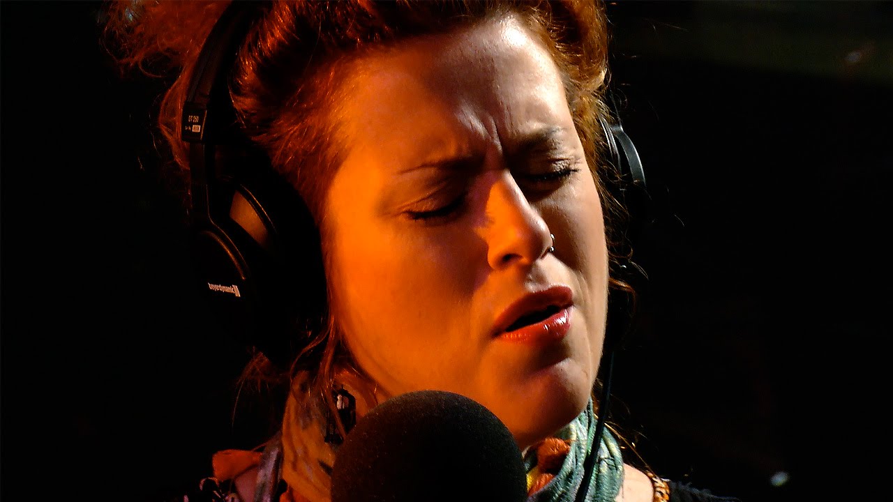 Songs That Made Me: 'Hymn To Her' [HD] ABC RN Breakfast - YouTube
