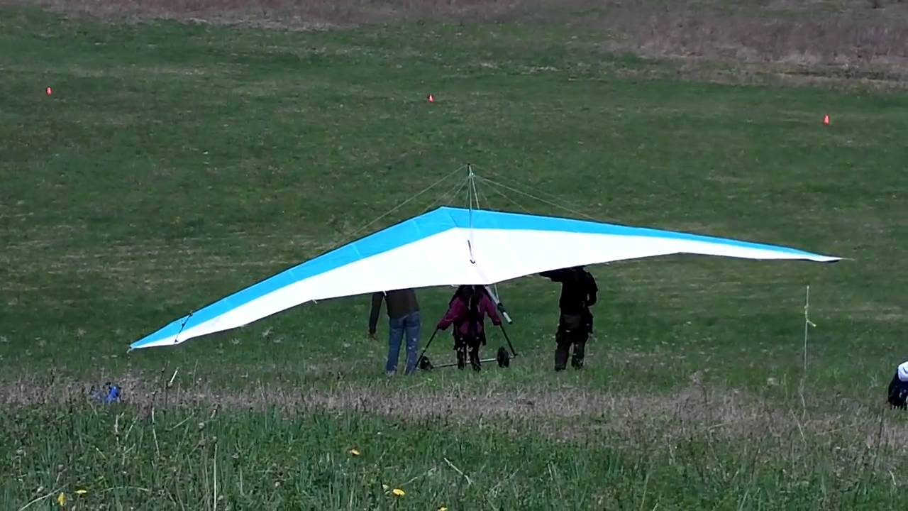 Brooke rocks her first flight in NY! - YouTube