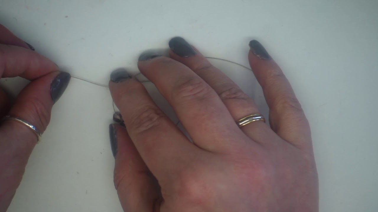 JewelleryMaker | Laura Binding - YouTube