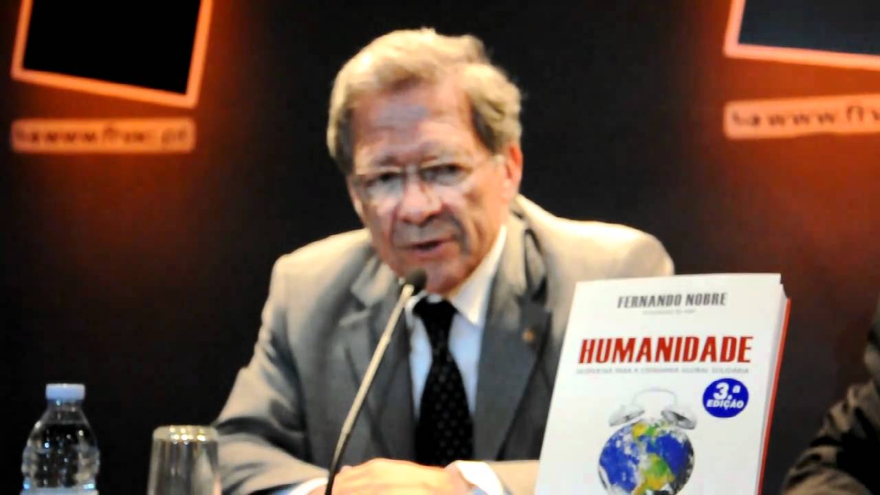 Fernando Nobre apresenta 'Humanidade´ - FNAC Almada - parte 1/2 - YouTube